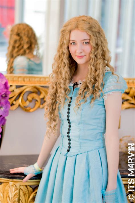 Alice In Cosplayland