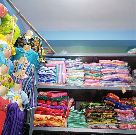 ြမ ြခင်ေထာင်ေဆာင် သဘက် အဝတ်အထည်အမျိုးမျိုးလက်လီလက်ကားေရာင်းဝယ်ေရး