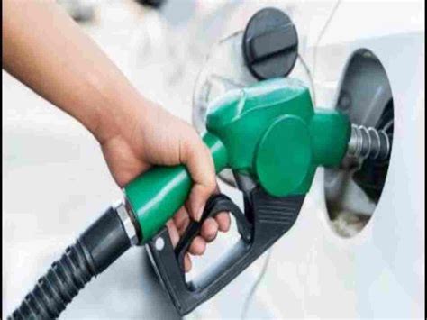 Petrol Crosses Rs 100 In Delhi After 80 Paise Hike Diesel Up 70 Paise
