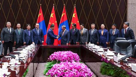 Гашуунсухайт Ганцмод боомтын төмөр Зам Тээврийн Яам