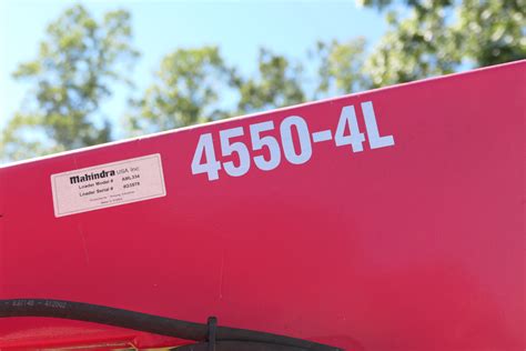 Lot Detail Mahindra 4025 4wd Diesel Tractor With 4550 4l Lift 166 9 Hours Like New