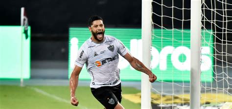 Jogador Hulk conheça a trajetória e perfil do atacante Sportingbet