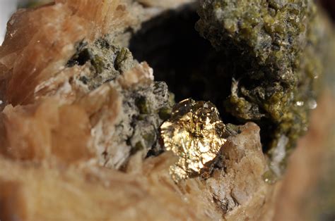 Pyrites The Other Two Minerals Do Not Know Geologyporn