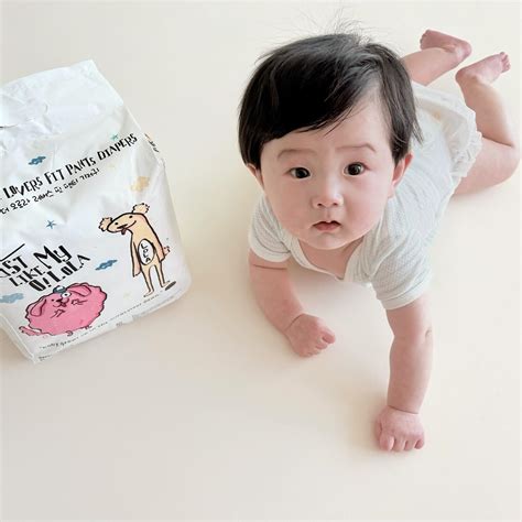 지아 제품제공 Olola Kr 오로라 러버스핏 팬티 밤낮기저귀 하이웨스트 기저귀로 허리라인을 감싸주며 배조임이 없어 기어다니기 시작한 아이의 많은 움직임에도