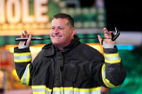 Holey Moley Ii Preview Putt Offs Inflatable Sharks And Josh Duhamel