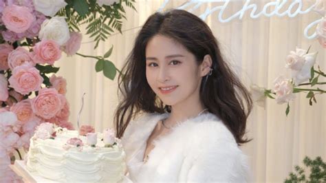 颖儿抱女儿庆生，与景甜贴脸合影，老公付辛博未现身引婚变猜测 Youtube