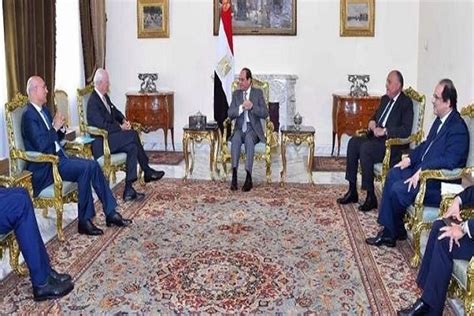 السيسي بحث مع دي ميستورا مساعي الوصول لتسوية سياسية للأزمة السورية