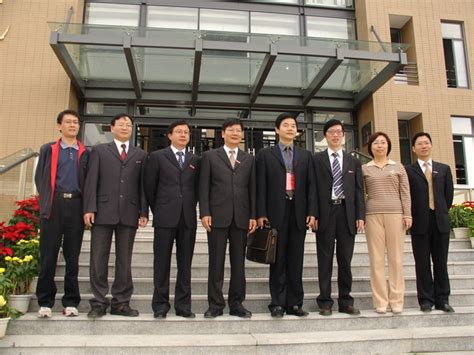 本科教学评估组专家刘子健教授到我院召开评估座谈会 土木工程学院