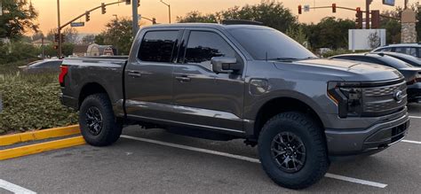 F 150 Lightning Leveled On Raptor 37 Package Wheels 315 70 R17 Ko2