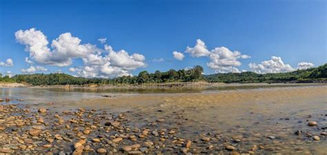 Confluence Of Mali Kha And N Mai Rivers To Be Irrawaddy River At Myit