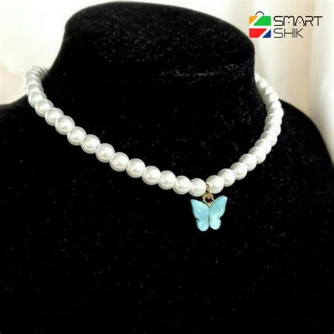 خرید و قیمت گردنبند زنانه مرواریدی با پلاک صدفی طرح پروانه ترب