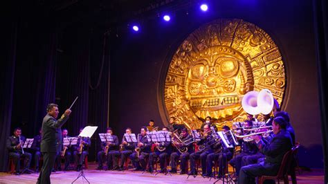 Presidenta de la Corte de Cusco participó en concierto de gala de la