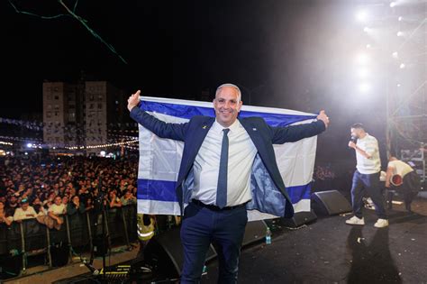 יאיר רביבו יאיר רביבו Added A New Photo יאיר רביבו יאיר רביבו Added A New Photo