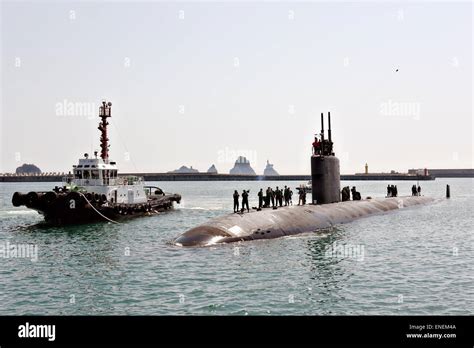 Us Navy Los Angeles Class Fast Attack Submarine Uss Pasadena Arrives