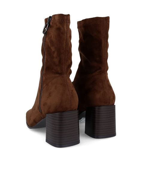 Botines De Puntera Cuadrada Dangela