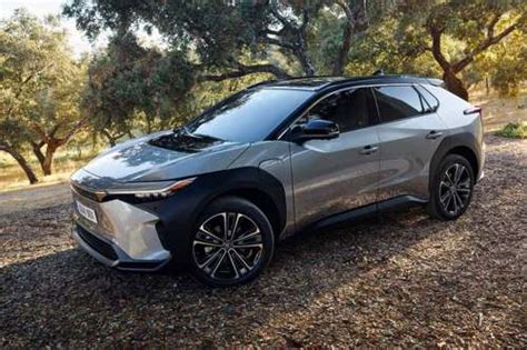 Toyota豐田汽車將於2025年開始生產全新三排純電休旅車bz5x！ 國際車訊 發燒車訊