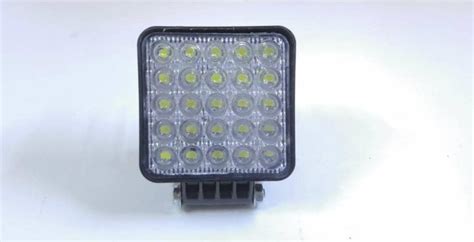 پروژکتور خودرو مدل آفرودی 12 ولت قم الکترونیک