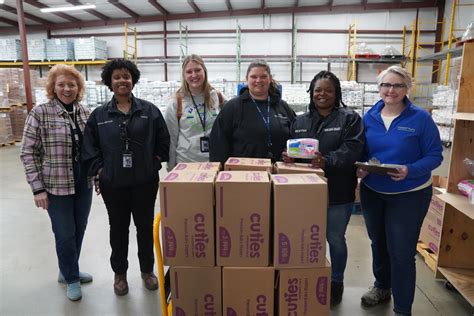 Kcpd Social Workers And Officers Receive Diapers For Patrol