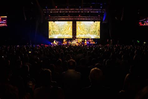Las Fotos Del Show De Charly García En El Luna Park Infobae