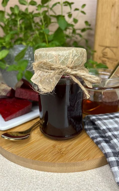 Domowy syrop z buraka na kaszel i odporność