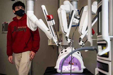 Providence Uses Lifesaving Robots To Get High Schoolers Excited About Medicine Daily News