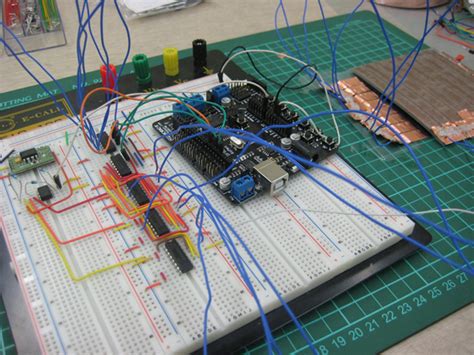 Make Japan Arduinoを使ったオープンソースのマルチタッチパネル