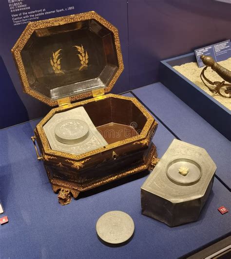 Antique Tea Leaves Container Caddy Two Compartment Wooden Lacquerware