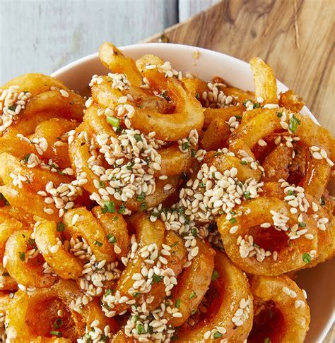 Papas curly con miel y ajonjolí Style by ShockVisual