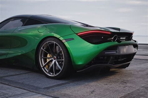 chris mobarek on linkedin unrealengine cgi rendering visualization mclaren automotive