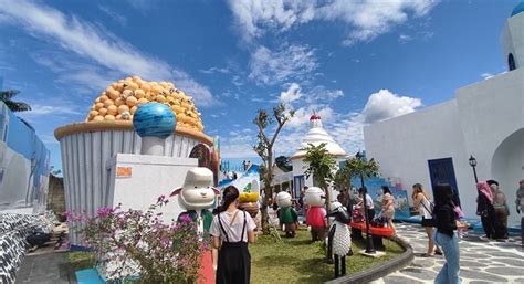 Nicoles River Park Bogor Wisata Baru Yang Tawarkan Suasana Luar