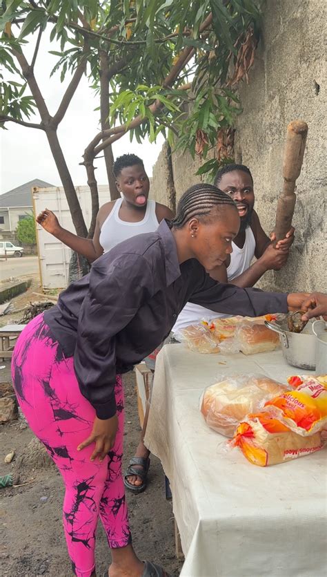 Peller Met Emmanuella Of Mark Angel Comedy For The First Time And Peller Was Shy Peller Met