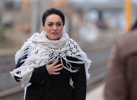 Çıplak Ezgi Mola Bikinili Külotsuz Sıcak Resimler