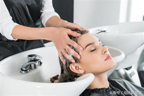 烫发后几天可以洗头烫发后几天才能洗头 可可情感网