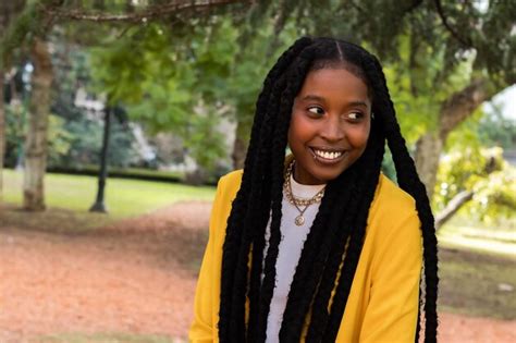 Premium Photo Portrait Of Beautiful Africanamerican Woman
