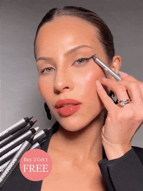 Best Skin Care Products For Women Holiday Grwm Eyeliner Chic