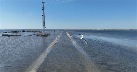 Newsom Announces Funding To Raise Corcoran Levee Los Angeles Times