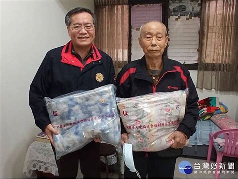 新北榮服處轉贈榮民眷保暖毛毯 讓長輩過個溫暖寒冬 台灣好新聞 Line Today