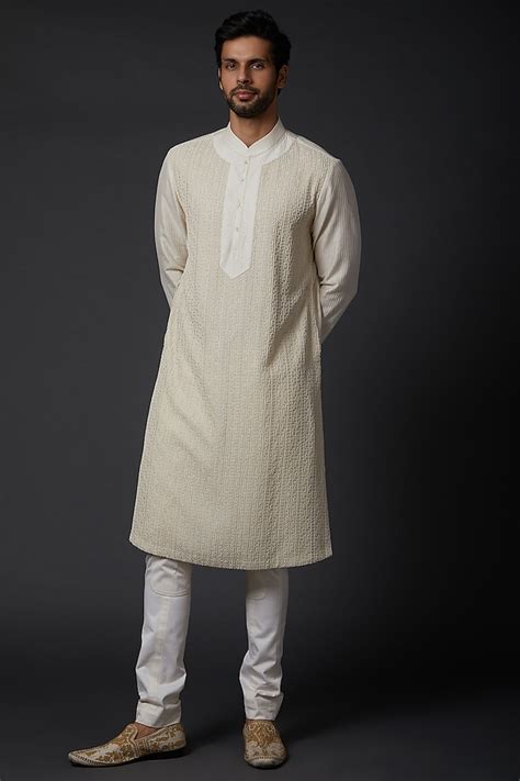 Buy Rohit Bal Men Ivory Embroidered Kurta Set At Perniaspopupshopmen 2023