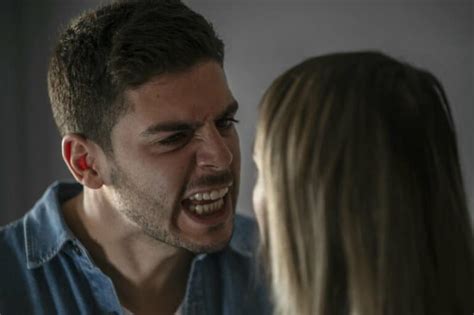 Why Do Narcissists Always Threaten To Leave Inner Toxic Relief
