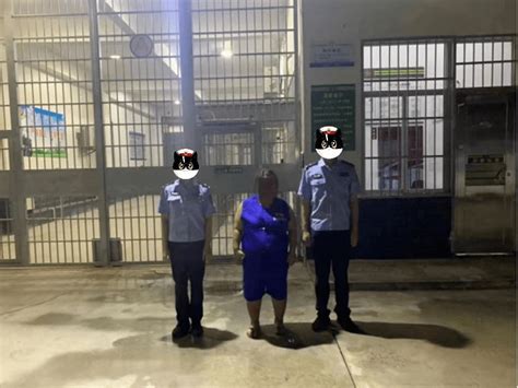 家中黄金首饰被盗，男子报警后警察把妹妹抓了！原因让人唏嘘琼海李某警方