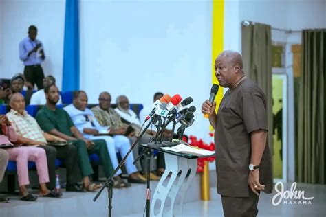 Mahama Vows Zero Tolerance For Mining Among His Appointees Kumasicity
