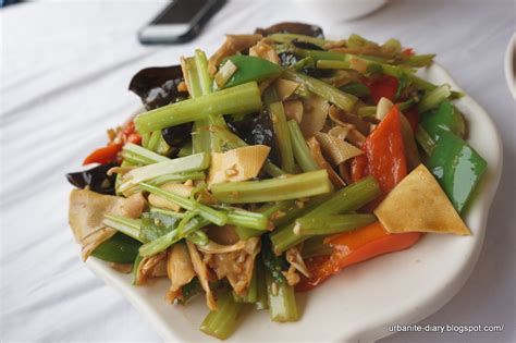 Beijing 143 Yu Jia Ao Restaurant 渔家傲 Mutianyu • Sassy Urbanites