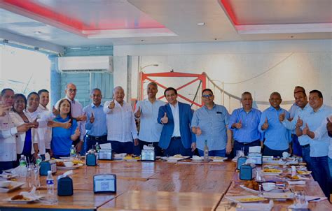 Daniel Rivera Sesiona Exitosamente Con Los Alcaldes Y Candidatos Del