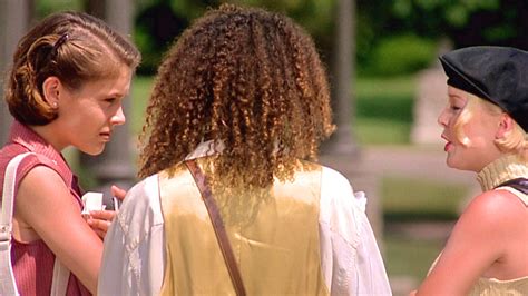 Embrace Of The Vampire 1995 Review Cinematic Diversions