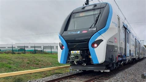 V Paříži A Okolí Začaly Jezdit Nové Vlaky Rer Ng Svařovaly Se V České Lípě Zdopravy Cz