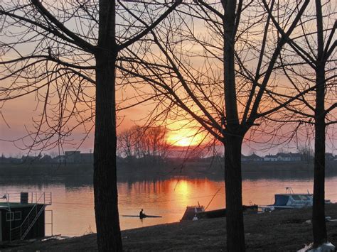 Dvojica Mladića Nestala U Savi Kod Vladimiraca Bn