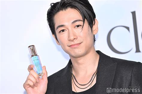 画像5152 山本美月、胸元ざっくり大胆ドレス姿で魅了 美の秘訣語る モデルプレス