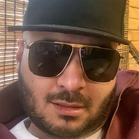 آقا ویلی Youtube