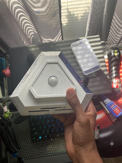 I Made The Proximity Alarm R Breachers