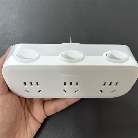 公牛插座转换器一转二三无线插板不带线多孔面板插排多用功能插头 虎窝淘